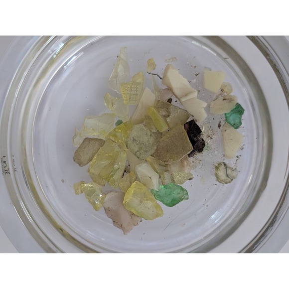 Office | Mixed Uranium Glass Cullet Sea Glass Shards Uv Glow Vaseline ...